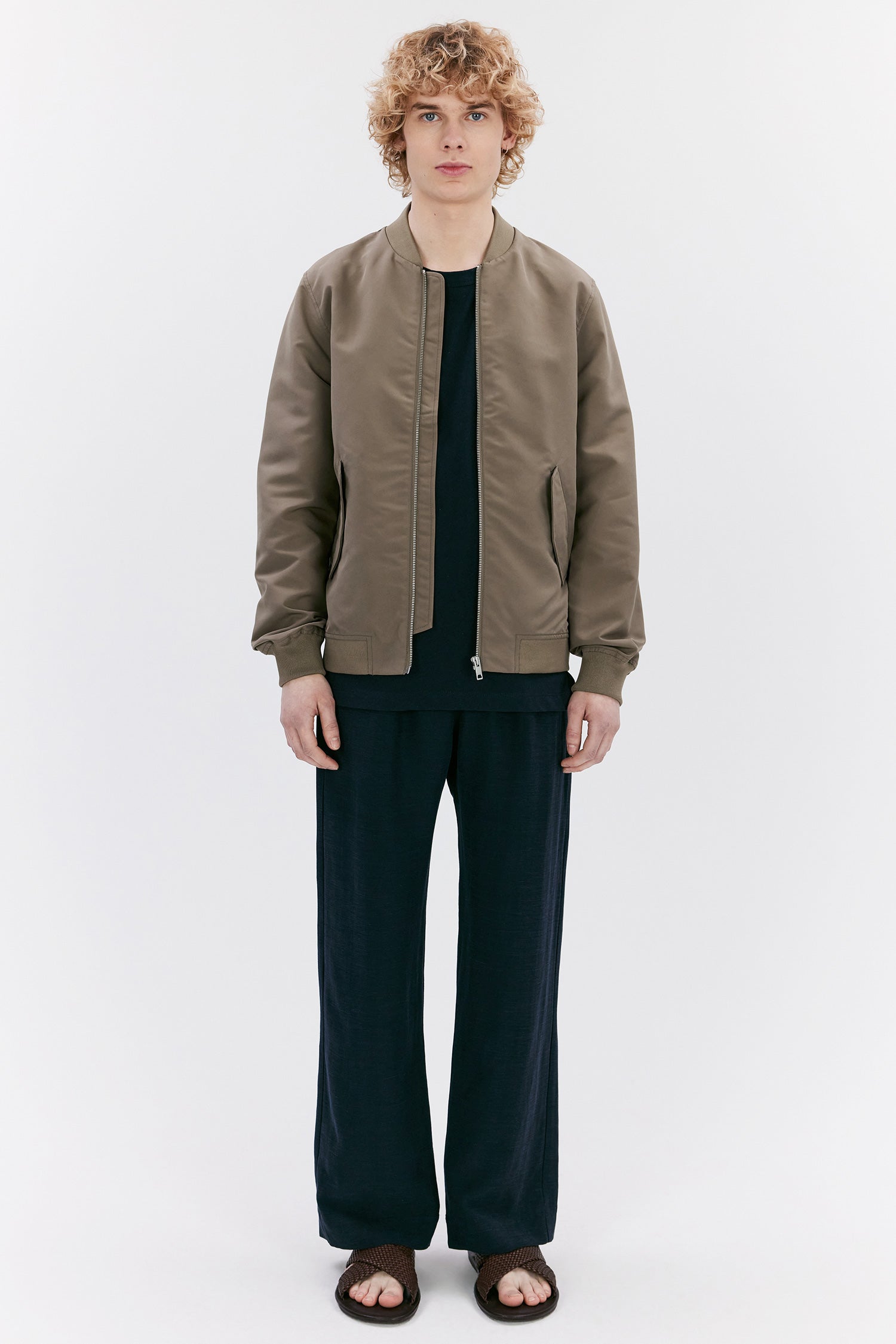 Wilma Sand Grey — Jacka för Dam — ELVINE Officiell Webshop